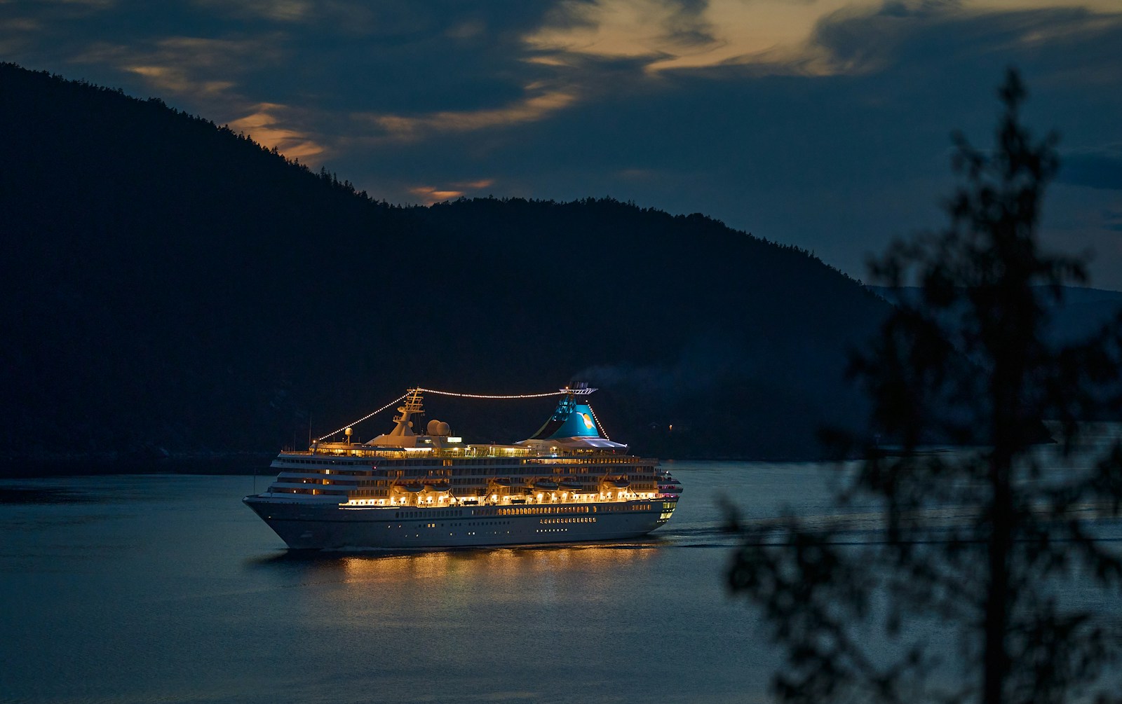 Cruise Party In Goa » Goa Tour Packages